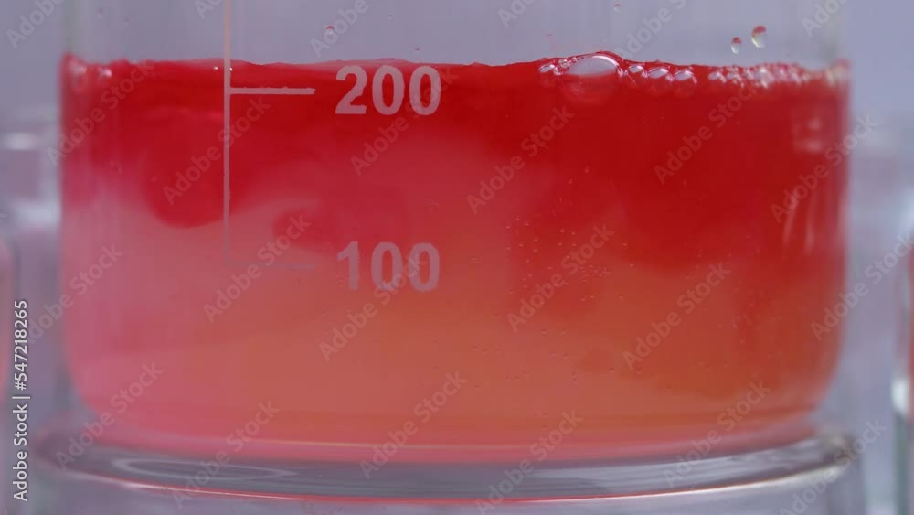 Adding a small amount of soda to an acidic solution of oxalic acid, the ...