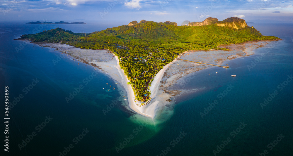 Aerial view of koh Mook or koh Muk island, in Trang, Thailand Stock ...