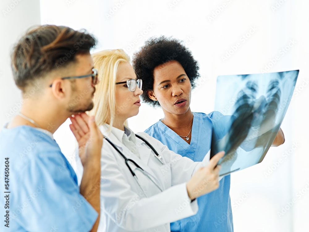 doctor hospital team medical x-ray x ray radiology lung chest diagnisis ...