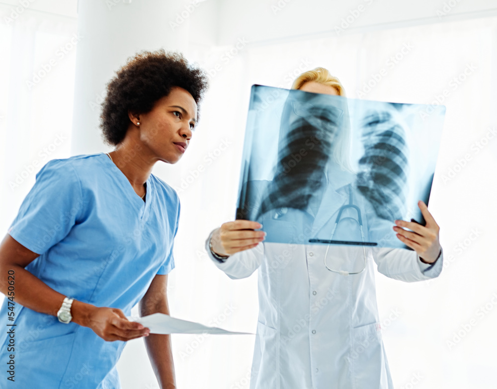 doctor hospital team medical x-ray x ray radiology lung chest diagnisis ...