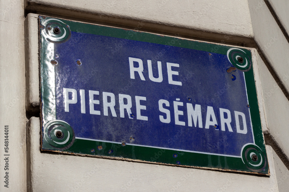 Fotka „Rue Pierre Sémard street sign, one of the most famous streets in ...