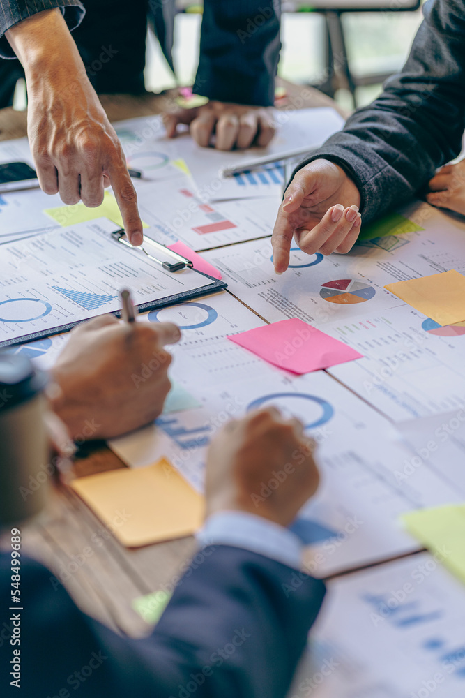 Credit finance business team explain business report from data analysis ...