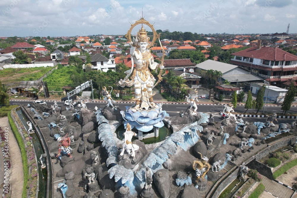 Fotografia do Stock: Aerial Picture of statue of Hindu god Shree Ram nd ...
