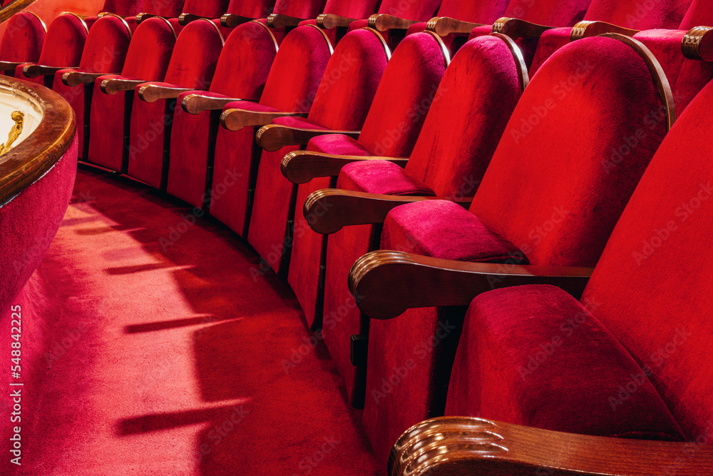 Rows of seats at the opera. Classic opera auditorium with red velvet ...