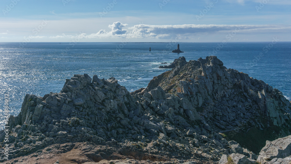 Seascape with rocks at the coastline of Pointe du Raz and Vieille ...