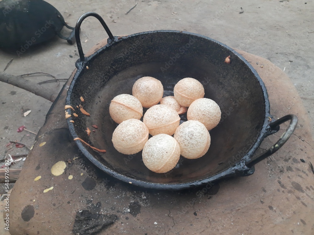 Crisp puffed puri for pani puri. Its made using fine sooji and wheat ...