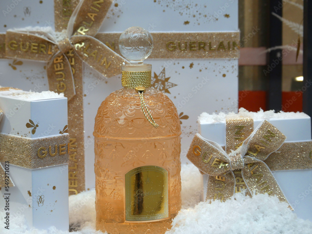 Guerlain Luxury perfume bottle in a department store window in Paris ...