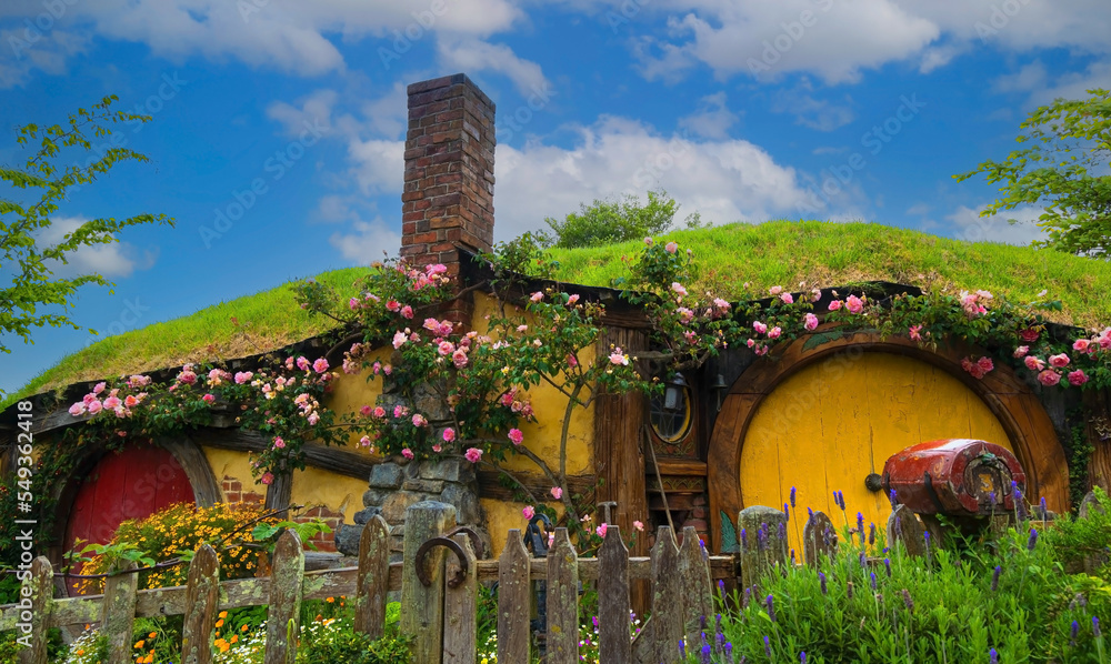 MATAMATA- NEW ZEALAND -NOVEMBER -2- 2022: Hobbiton - movie set created ...