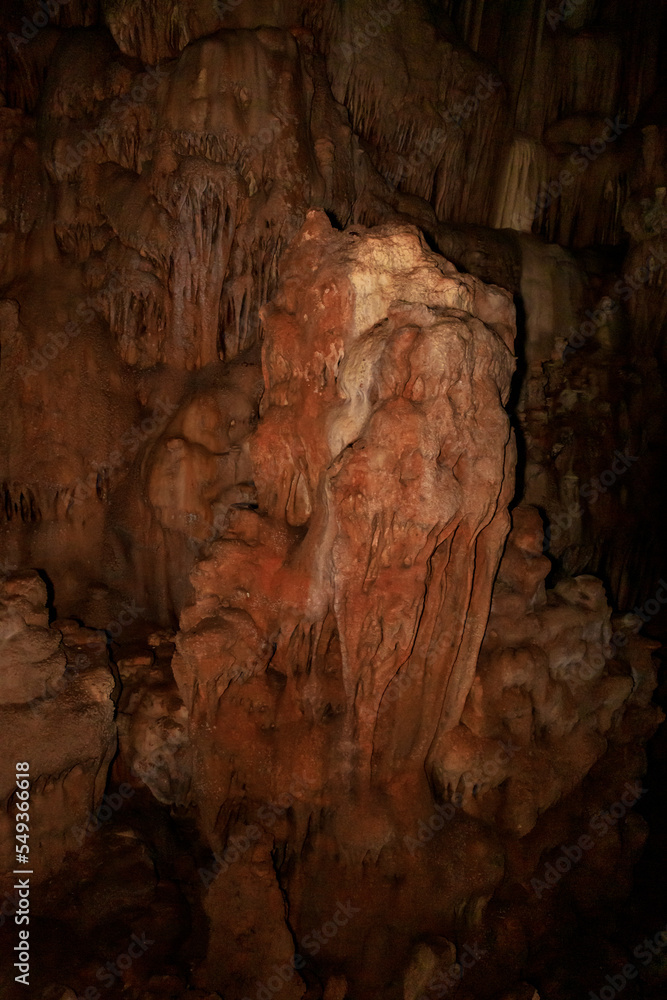 Poster The splendor of nature - bizarre forms of stalactites and ...