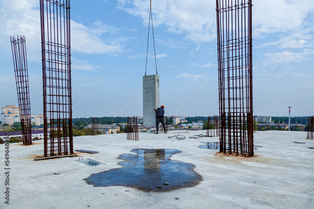 installation of a concrete slab at a construction site Stock Photo ...