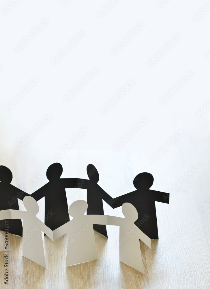 Arabic paper cut figures of men and women. Paper people in Emirati ...