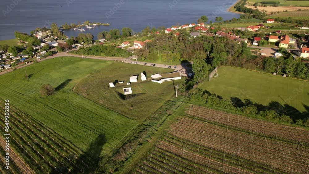 Video „Pavlov Archaeological Park (ArcheoPark Pavlov - Historicke ...