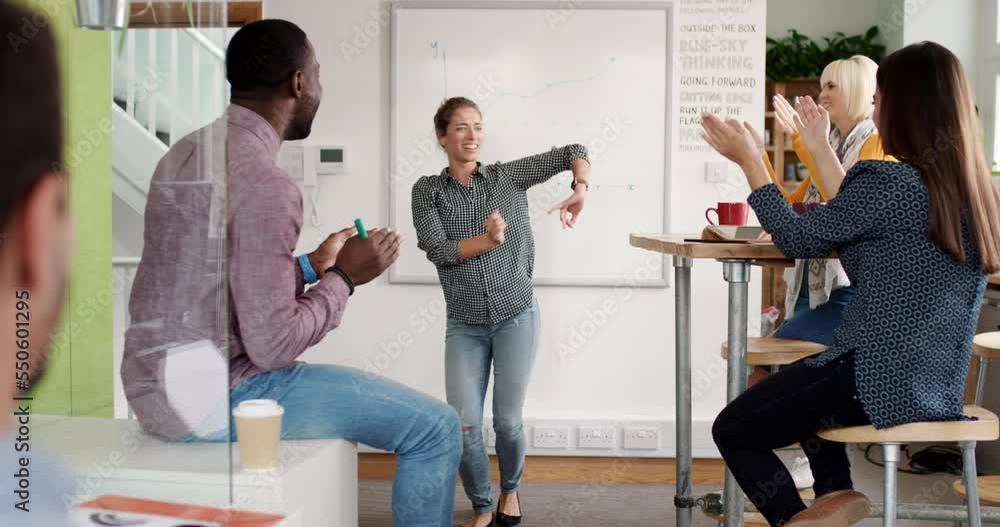 Wideo Stock: Dance presentation, team applause and manager in a meeting ...