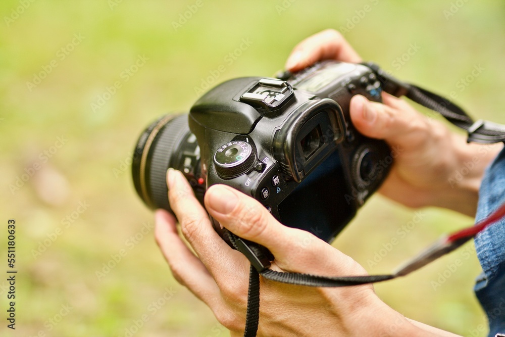 camera camera in human hands fotik human hands object in hand ...