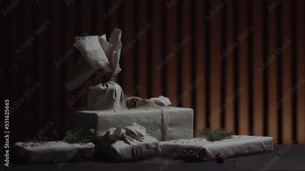 Eco-friendly gifts, decoration with twigs. Sustainable gift packaging ...