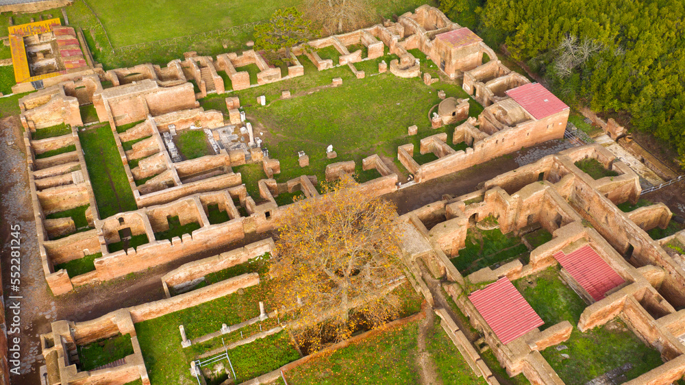 Foto Stock Aerial view of Neptune Roman empire thermal bath and the ...