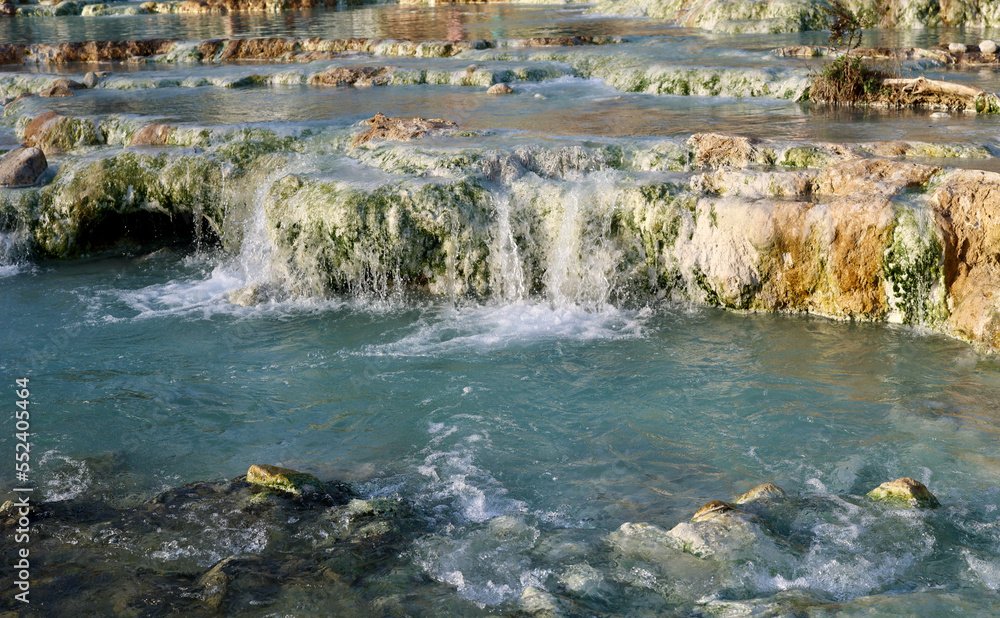 The beautiful Cascate del Mulino, natural limestone pools and free spas ...