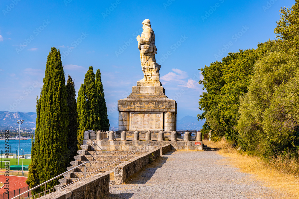 Fallen soldier World War I memorial by Henri Bouchard aside Stade du ...