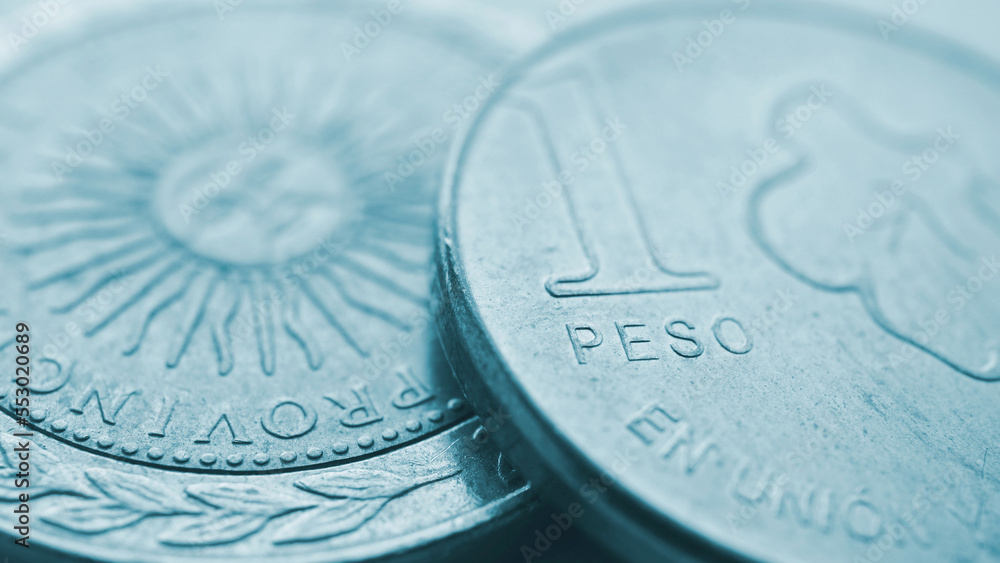 Fotografia do Stock: Coin of 1 Argentine peso close up. One peso coins ...