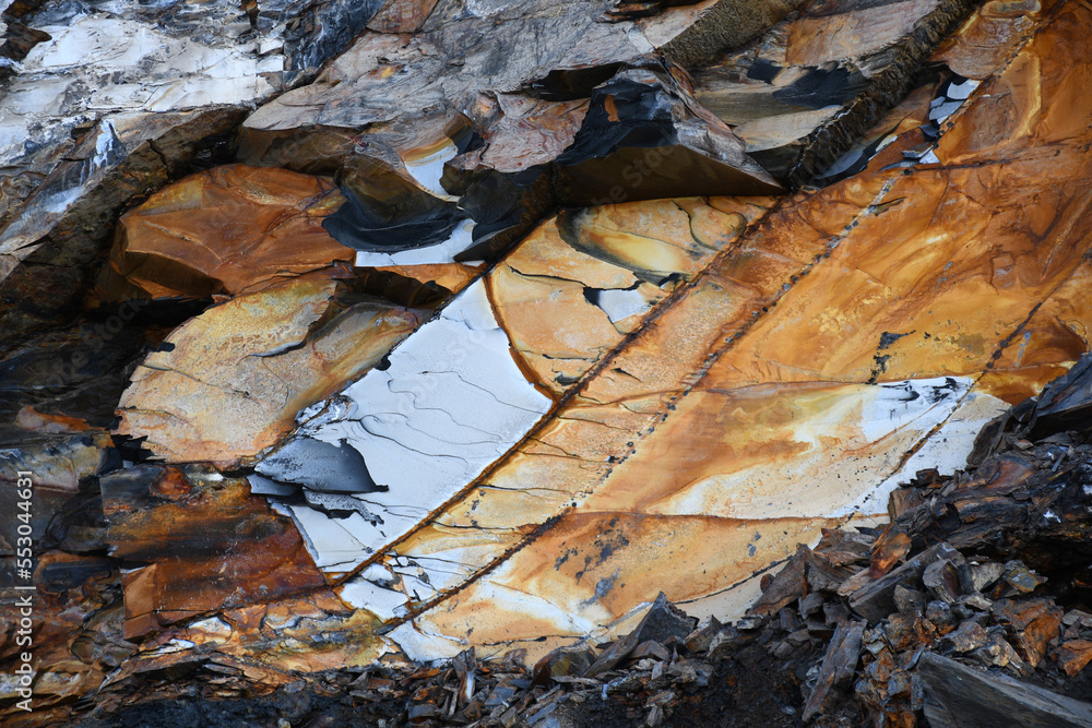 Slate cliffs at Strangles Beach, the North Cornish Coast Stock Photo ...