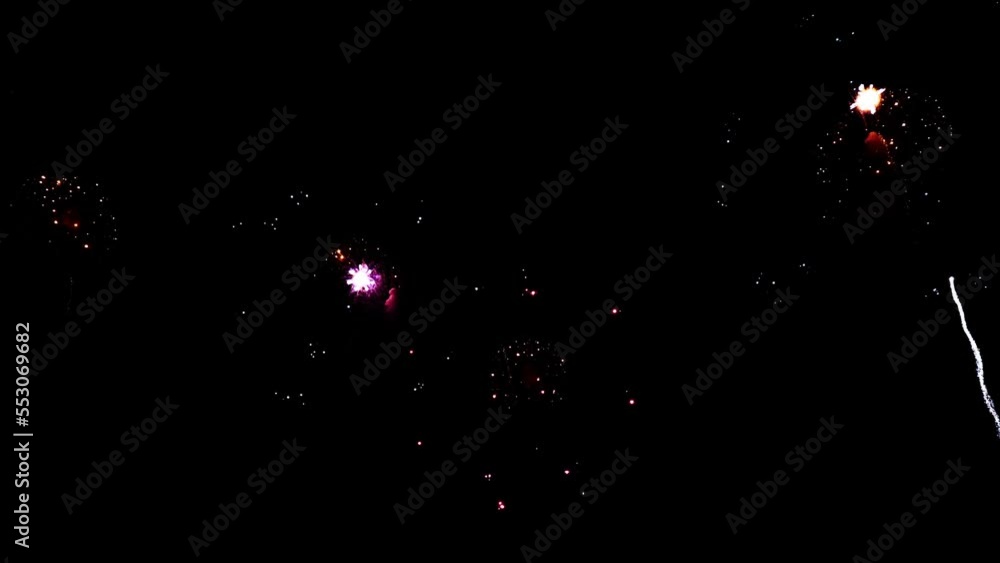 fireworks show. 4K New year's eve fireworks celebration loop seamless ...