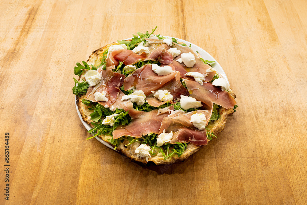 pizza rucola bufala crudo, pizza, rucola, bufala, crudo, italia, fette ...