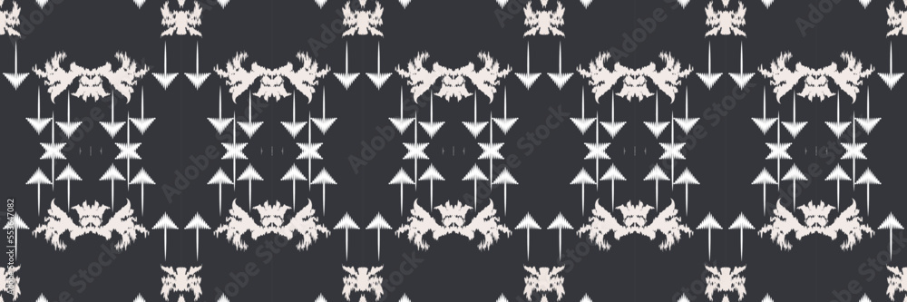 Batik Textile Motif ikat triangle seamless pattern digital vector ...