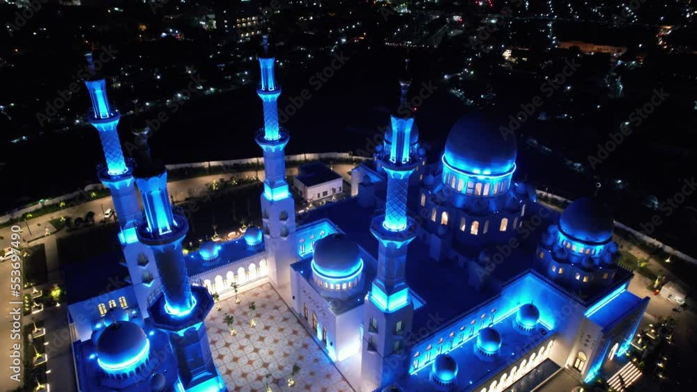 Masjid in Sunset. Sheikh Zayed Solo Mosque is a big Mosque in Surakarta ...
