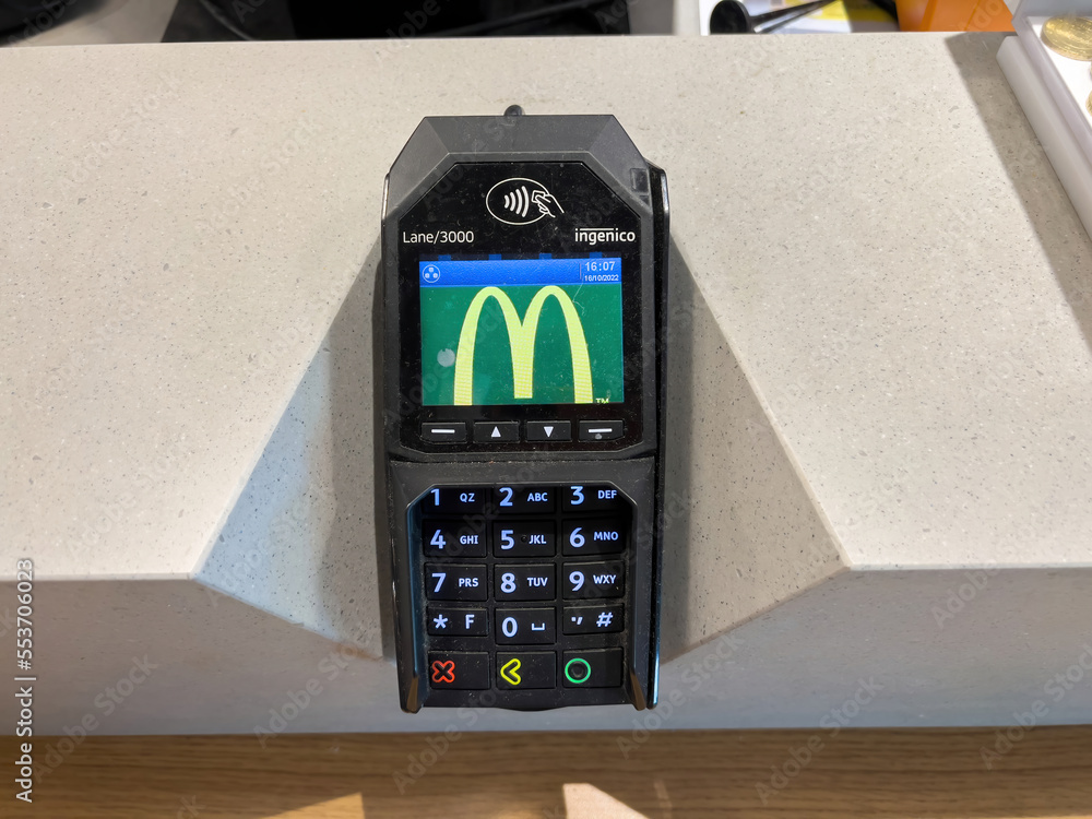 Paris, France - Oct 2, 2022: Dusty dirty Ingenico Lane 3000 pos card ...