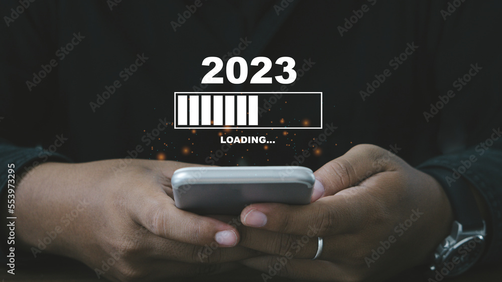 Countdown concept.Manhand waiting loading bar for countdown to 2023 ...