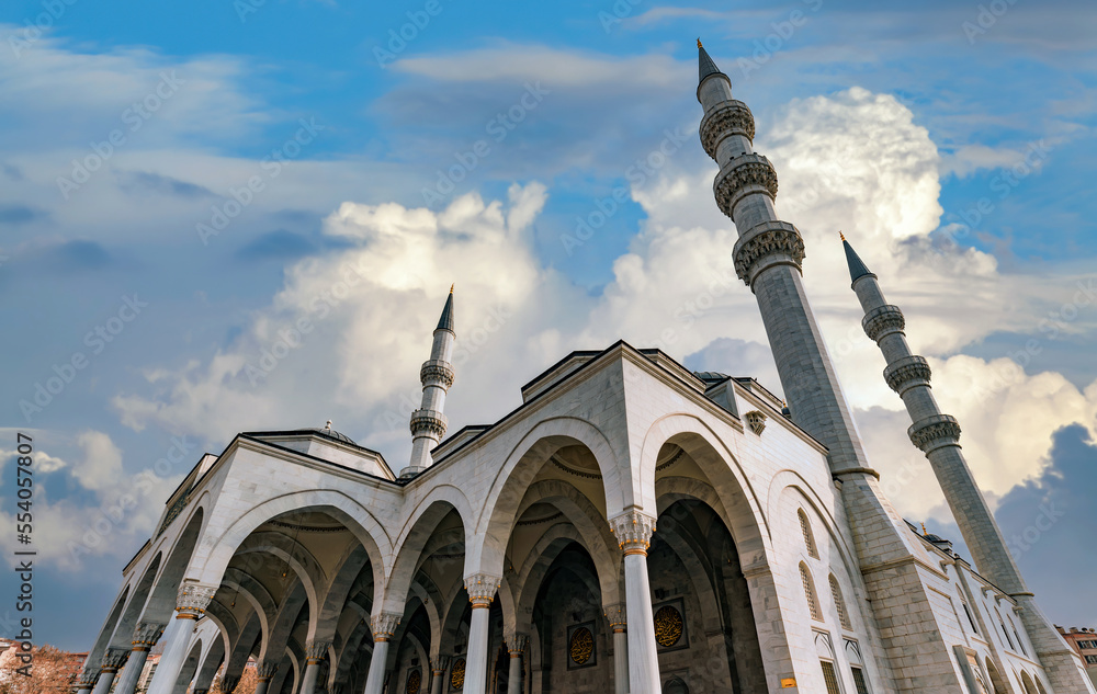 Melike Hatun Camii I Melike Hatun Mosque in Ulus, Ankara. Popular ...