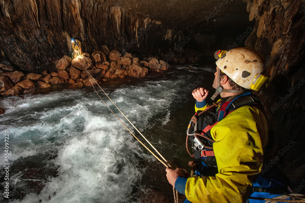 Exploring the rivers and caves of the Nakanai Mountains, New Britain ...