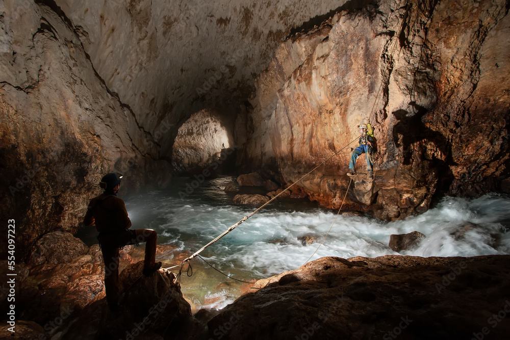 Exploring the rivers and caves of the Nakanai Mountains, New Britain ...