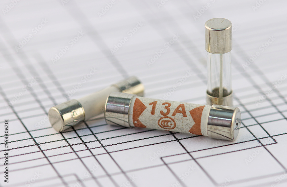 Ceramic fuses for overcurrent protection on the electrical diagram ...