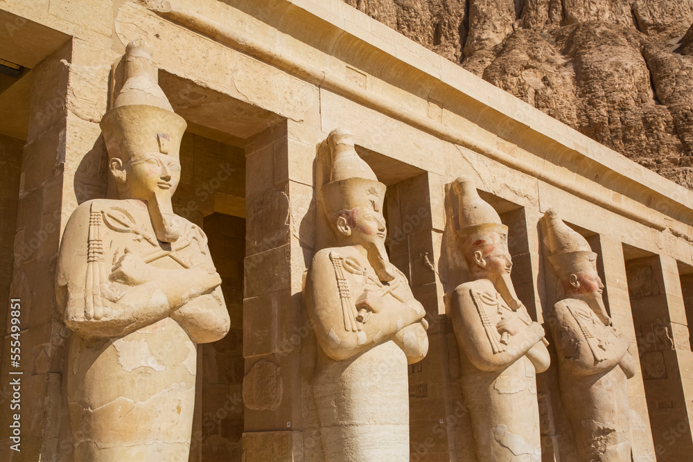 Statues of Queen Hatshepsut, Hatshepsut Mortuary Temple (Deir el-Bahri ...