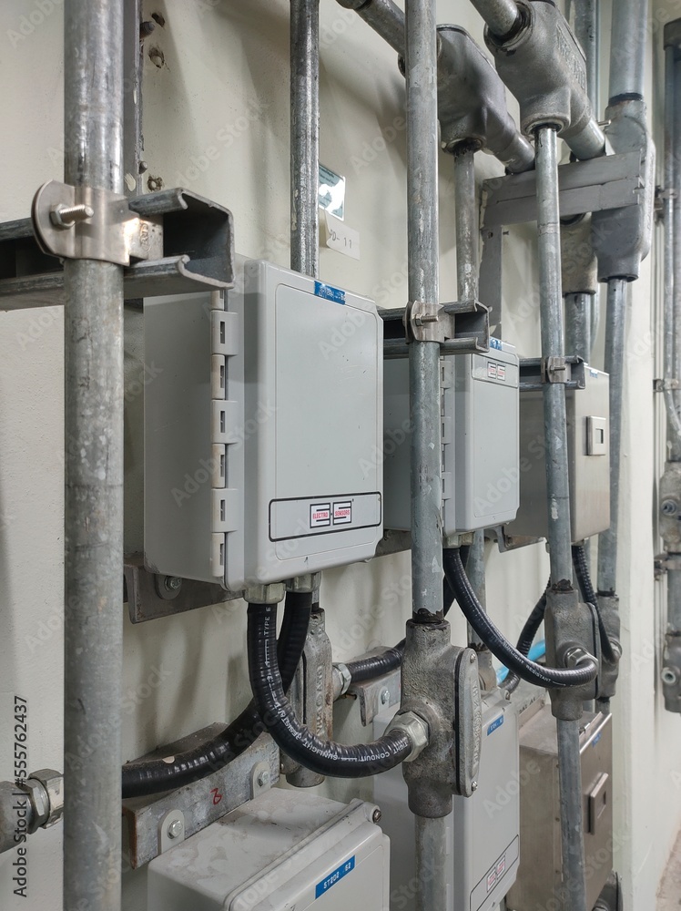 Conduit and clamp for cable electric ,Electrical Conduit with Clamp ...