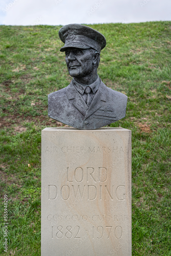 Bust of Battle of Britain RAF Leader Air Chief Marshal Lord Hugh ...