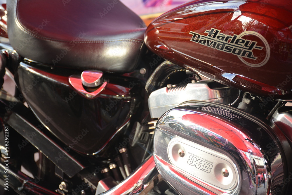 Harley Davidson Iron 883 at Bike 2 Bike motorcycle show in Manila ...