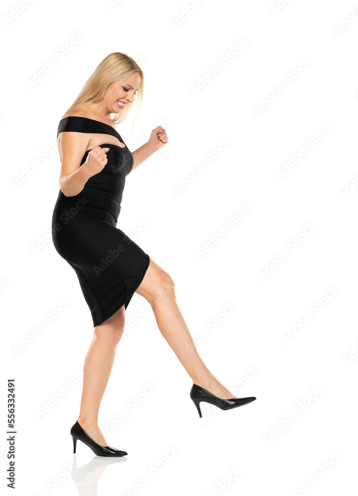 Full size front view photo of anger middle aged woman kick leg wear ...