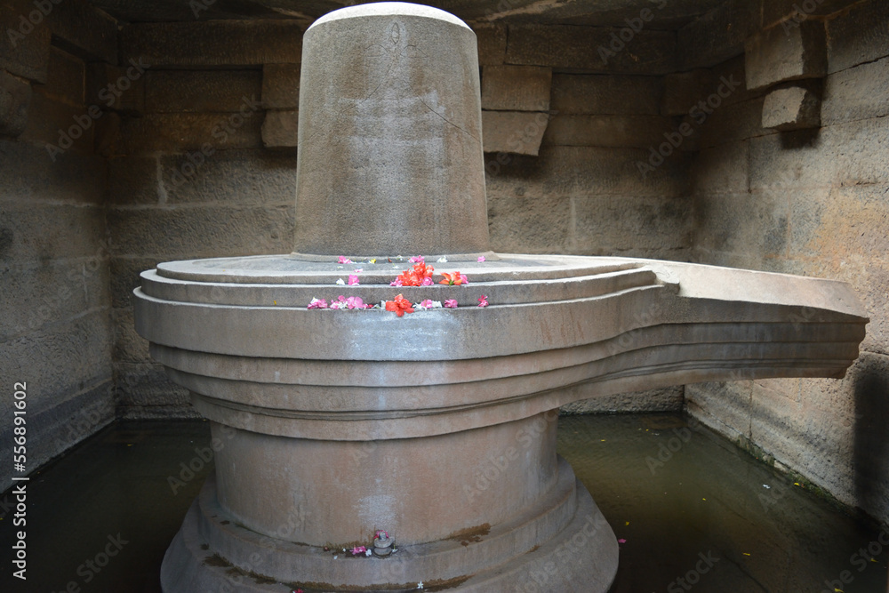 Badavi Linga Shiva temple Hampi. Historical monuments at Hampi. Hindu ...