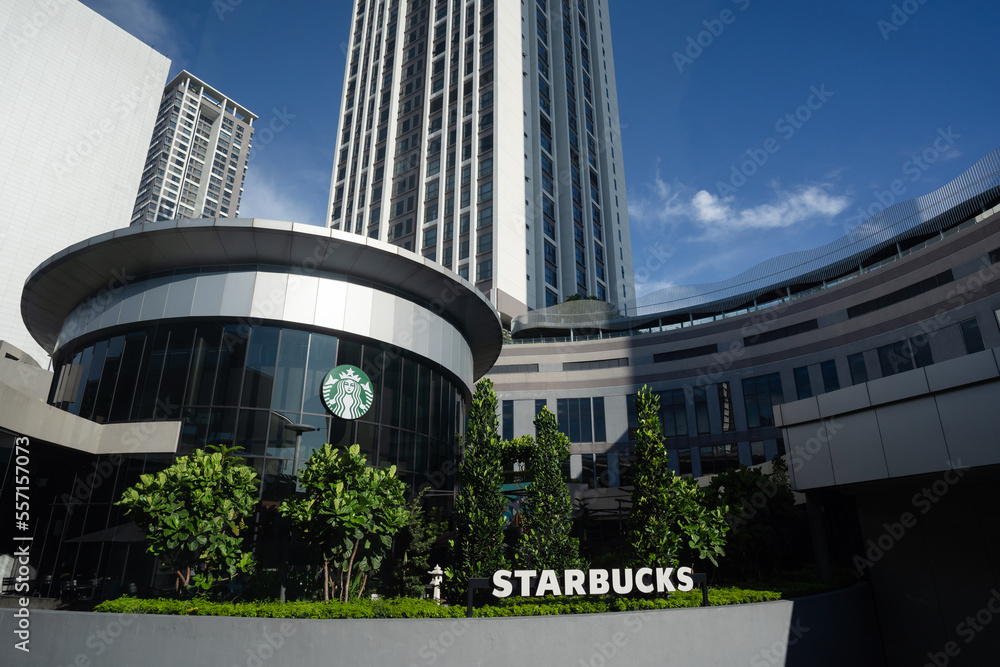 KUALA LUMPUR, MALAYSIA - APR 23, 2022: Starbucks Reserve exterior in ...