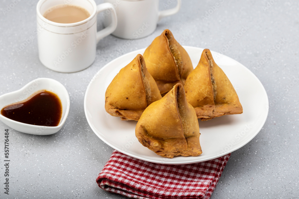 Samosa is a crunchy, crispy potato stuffed deep fried snack very ...