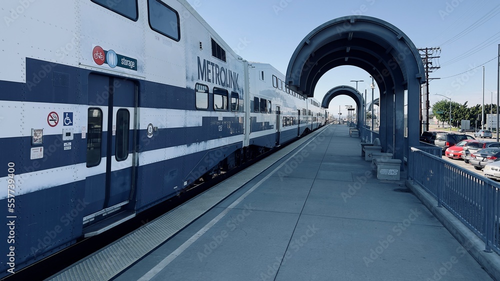 BURBANK, CA, DEC 2022: Metrolink train about to depart from light rail ...
