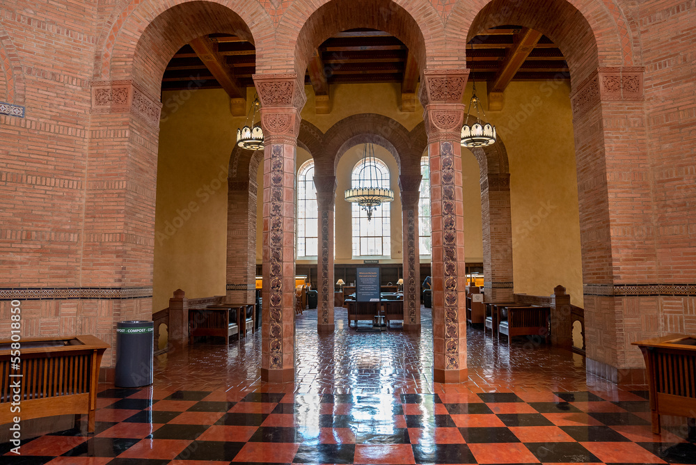 Los Angeles, USA. September 20, 2022. Chandeliers hanging on ceiling ...