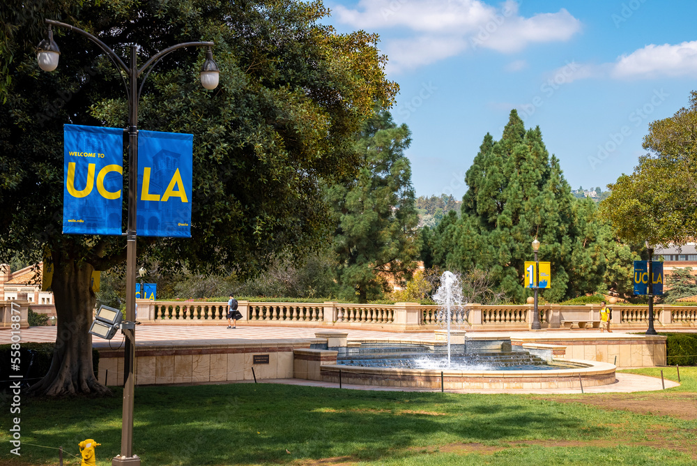 Los Angeles, USA. September 20, 2022. View of fountain and posters with ...