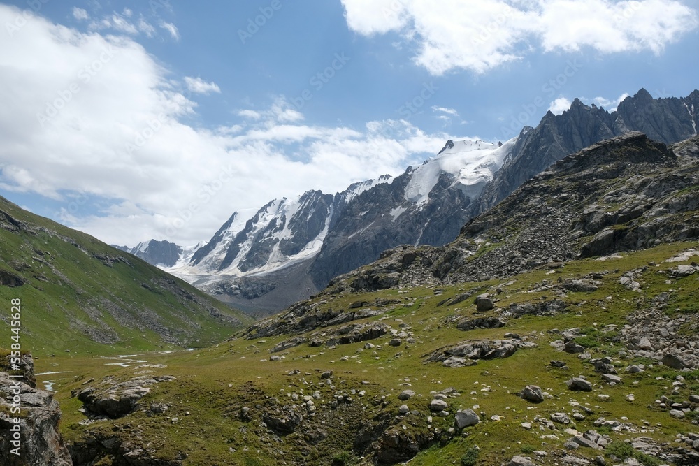 Scenery of Tian Shan Mountains during trekking in Altyn Arashan Valley ...