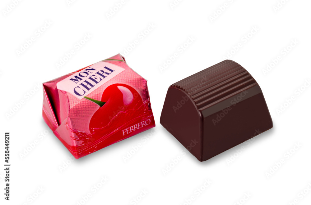 Foto de Alba, Italy - January 04, 2023: Mon Cheri Ferrero dark ...