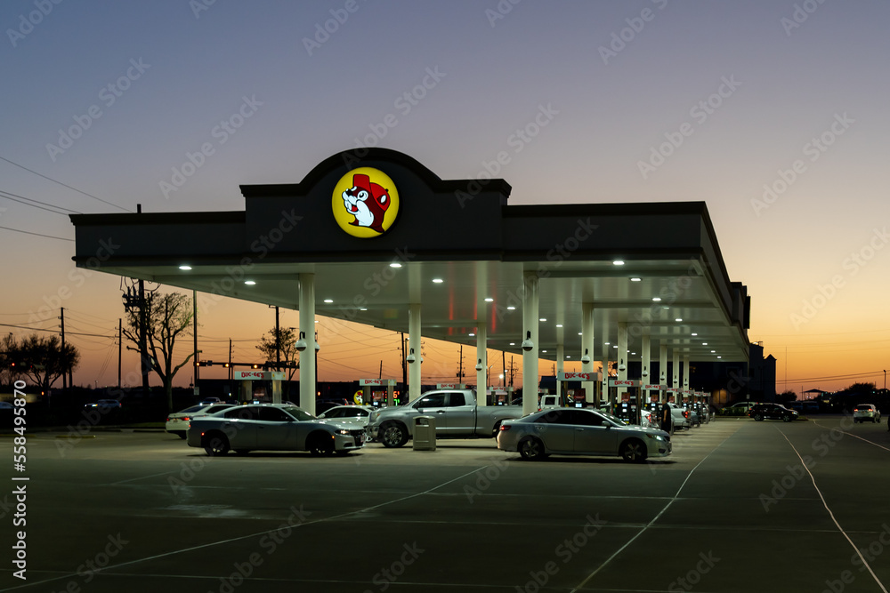 Houston, Texas, USA - March 15, 2022: A Buc-ee's gas station at night ...