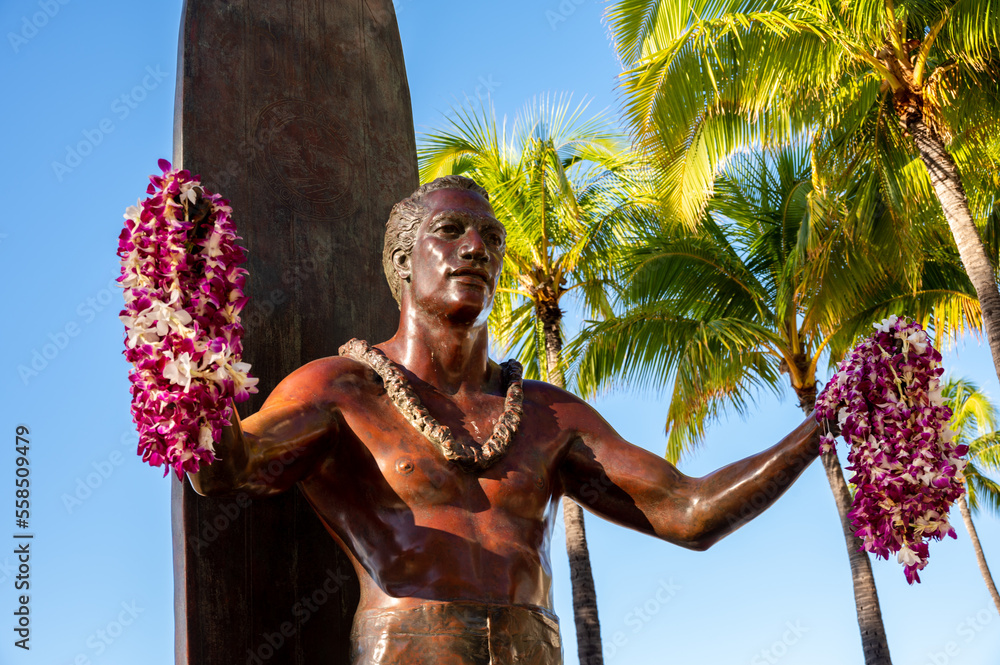 Honolulu, Hawaii - December 26, 2022: Duke Kahanamoku statue in front ...