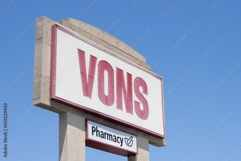 Los Angeles, CA, USA - May 13, 2022: Vons sign is seen at one of its ...
